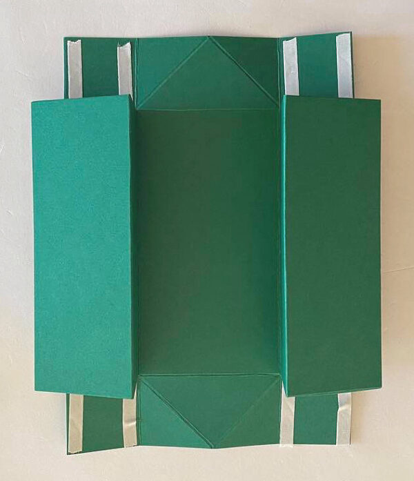 Four Cards & a Fun Fold Card Box - All From Curvy Celebrations ...